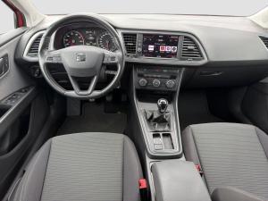 Sarkans SEAT Leon 2017 Pērnava, ar dzinēja tilpumu 1.00 L un nobraukumu 139 tūkst. km par 8900 €, foto 7 vietnē AUTOMOTO.COM.LV