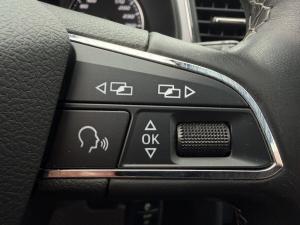 Sarkans SEAT Leon 2017 Pērnava, ar dzinēja tilpumu 1.00 L un nobraukumu 139 tūkst. km par 8900 €, foto 14 vietnē AUTOMOTO.COM.LV