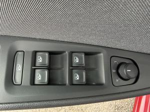 Sarkans SEAT Leon 2017 Pērnava, ar dzinēja tilpumu 1.00 L un nobraukumu 139 tūkst. km par 8900 €, foto 17 vietnē AUTOMOTO.COM.LV