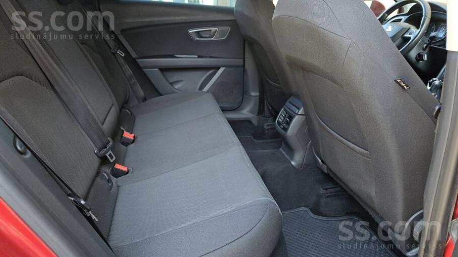 Red SEAT Leon 2014 in Riga, with an engine capacity of 1.60 L and mileage of 170 thousand km for 5100 €, photo 9 on AUTOMOTO.COM.LV