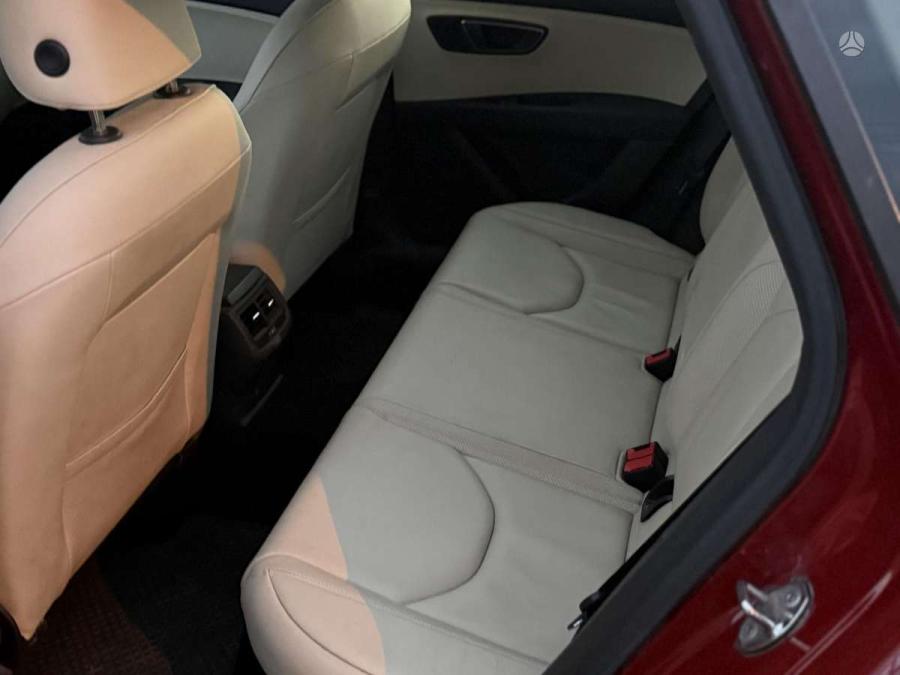 Red SEAT Leon 2014 in Utena, with an engine capacity of 1.40 L and mileage of 228 thousand km for 6900 €, photo 9 on AUTOMOTO.COM.LV