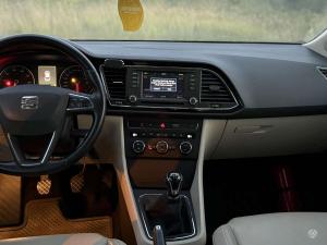 Red SEAT Leon 2014 in Utena, with an engine capacity of 1.40 L and mileage of 228 thousand km for 6900 €, photo 10 on AUTOMOTO.COM.LV