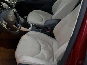 Red SEAT Leon 2014 in Utena, with an engine capacity of 1.40 L and mileage of 228 thousand km for 6900 €, photo 11 on AUTOMOTO.COM.LV