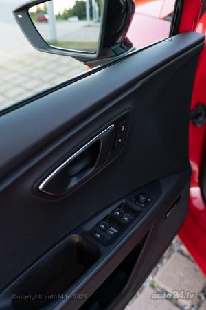 Red SEAT Leon 2014 in Tallinn, with an engine capacity of 2.00 L and mileage of 312 thousand km for 7999 €, photo 14 on AUTOMOTO.COM.LV