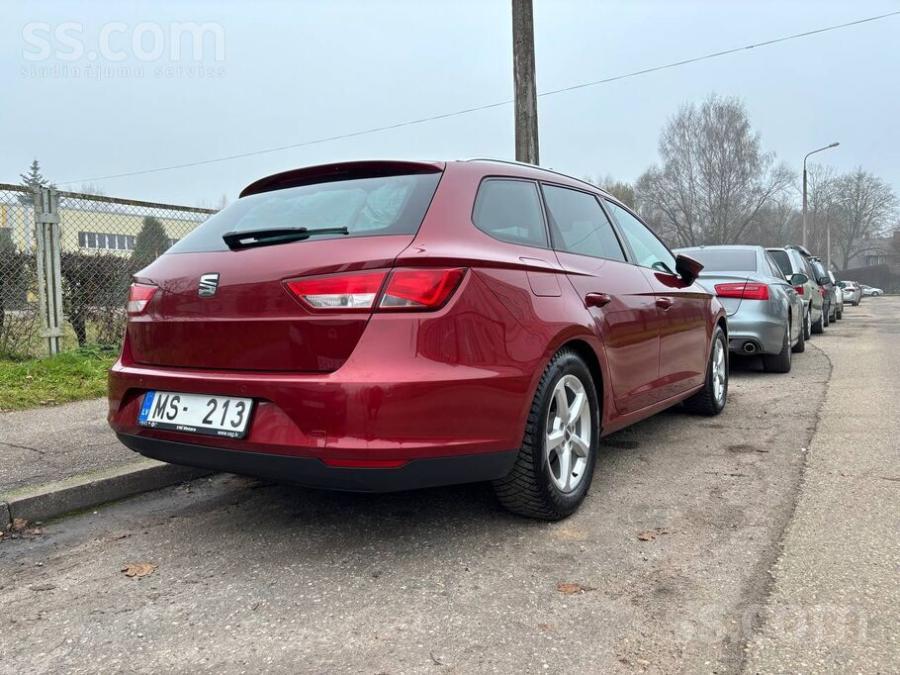 Red SEAT Leon 2015 in Riga, with an engine capacity of 2.00 L and mileage of 240 thousand km for 6900 €, photo 5 on AUTOMOTO.COM.LV