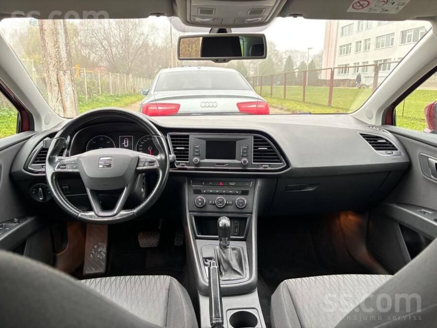 Red SEAT Leon 2015 in Riga, with an engine capacity of 2.00 L and mileage of 240 thousand km for 6900 €, photo 10 on AUTOMOTO.COM.LV