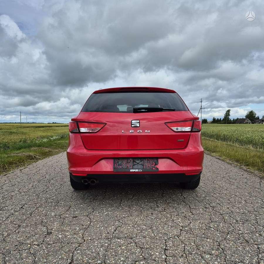 Sarkans SEAT Leon 2015 Radviliškis, ar dzinēja tilpumu 1.60 L un nobraukumu 267 tūkst. km par 5500 €, foto 9 vietnē AUTOMOTO.COM.LV