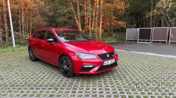 Red SEAT Leon 2017 in Tallinn, with an engine capacity of 2.00 L and mileage of 92 thousand km for 20000 €, photo 3 on AUTOMOTO.COM.LV