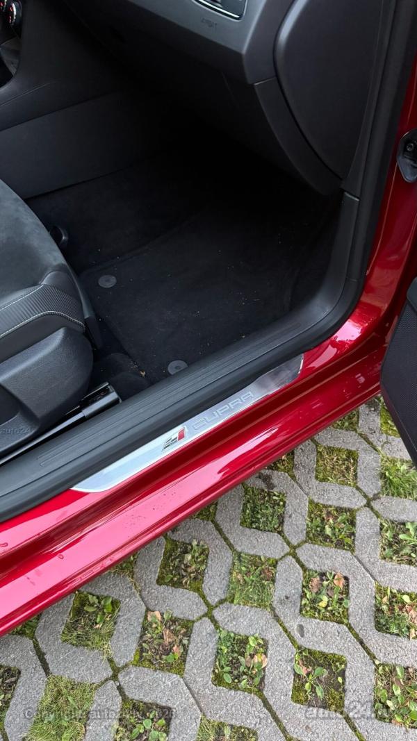 Sarkans SEAT Leon 2017 Tallina, ar dzinēja tilpumu 2.00 L un nobraukumu 92 tūkst. km par 20000 €, foto 11 vietnē AUTOMOTO.COM.LV