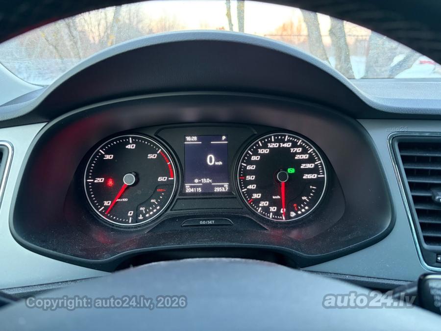 Red SEAT Leon 2018 in Tallinn, with an engine capacity of 2.00 L and mileage of 211 thousand km for 11500 €, photo 14 on AUTOMOTO.COM.LV