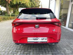 Red SEAT Leon 2021 in Kaunas, with an engine capacity of 1.40 L and mileage of 50 thousand km for 23791 €, photo 4 on AUTOMOTO.COM.LV