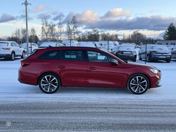 Red SEAT Leon 2021 in Taurage, with an engine capacity of 1.97 L and mileage of 236 thousand km for 13400 €, photo 6 on AUTOMOTO.COM.LV