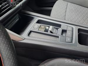 Красный Сеат Леон 2021 в Мадона, объемом двигателя 1.50 л и пробегом 128 тыс. км за 17900 €, фото 9 на AUTOMOTO.COM.LV