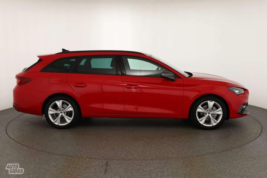 Red SEAT Leon 2022 in Kaunas, with an engine capacity of 1.50 L and mileage of 55 thousand km for 27499 €, photo 6 on AUTOMOTO.COM.LV