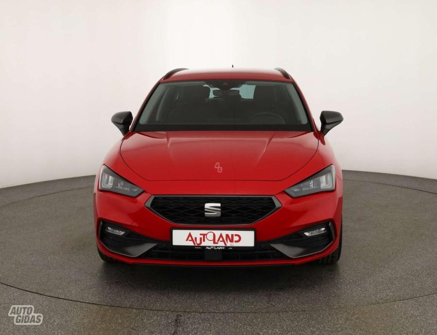 Red SEAT Leon 2022 in Kaunas, with an engine capacity of 1.50 L and mileage of 55 thousand km for 27499 €, photo 8 on AUTOMOTO.COM.LV