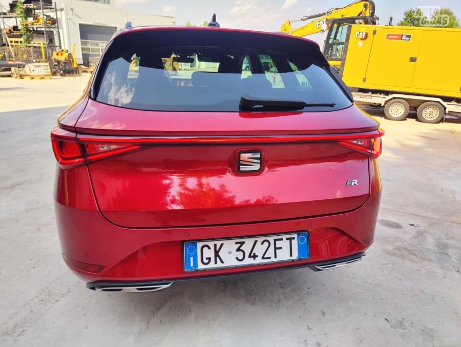 Sarkans SEAT Leon 2022 Kauņa, ar dzinēja tilpumu 2.00 L un nobraukumu 234 tūkst. km par 14900 €, foto 4 vietnē AUTOMOTO.COM.LV
