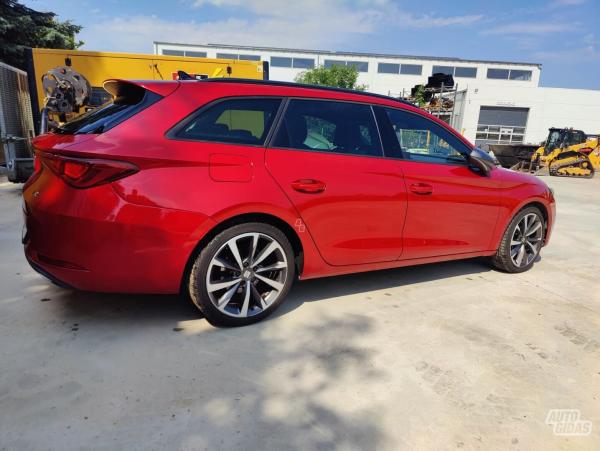 Red SEAT Leon 2022 in Kaunas, with an engine capacity of 2.00 L and mileage of 234 thousand km for 14850 €, photo 7 on AUTOMOTO.COM.LV