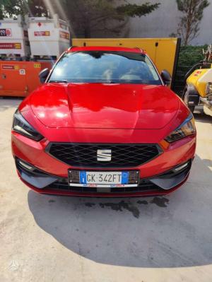 Red SEAT Leon 2022 in Kaunas, with an engine capacity of 1.97 L and mileage of 234 thousand km for 14700 €, photo 22 on AUTOMOTO.COM.LV
