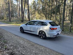 SEAT Leon 2014 in Siauliai, with an engine capacity of 2.00 L and mileage of 308 thousand km for 8650 €, photo 9 on AUTOMOTO.COM.LV