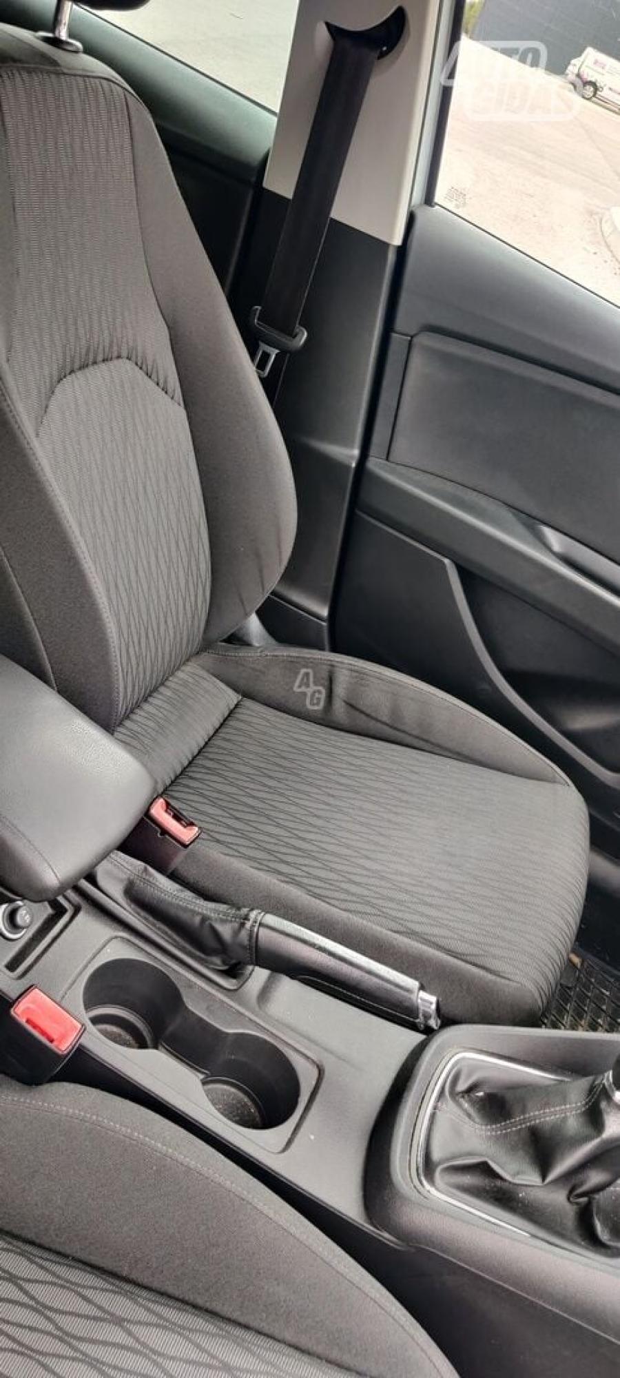 SEAT Leon 2015 in Klaipeda, with an engine capacity of 1.60 L and mileage of 362 thousand km for 4200 €, photo 12 on AUTOMOTO.COM.LV