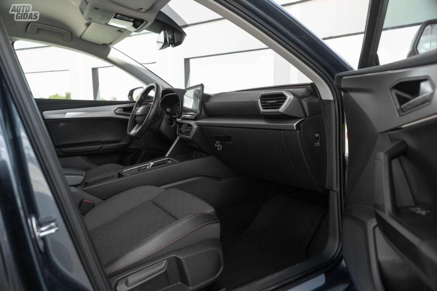 SEAT Leon 2021 in Vilnius, with an engine capacity of 2.00 L and mileage of 108 thousand km for 15900 €, photo 17 on AUTOMOTO.COM.LV