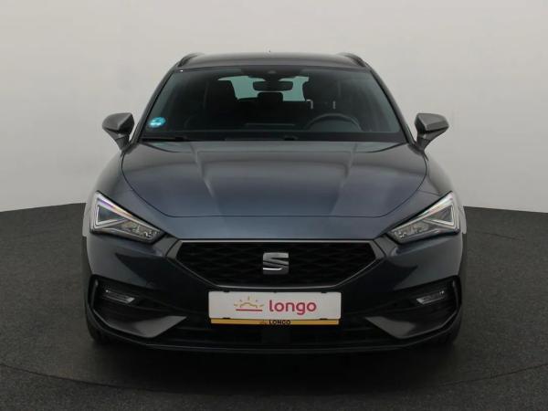 SEAT Leon 2022 in Vilnius, with an engine capacity of 2.00 L and mileage of 207 thousand km for 17999 €, photo 3 on AUTOMOTO.COM.LV