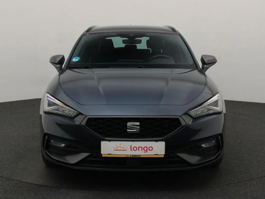 SEAT Leon 2022 in Vilnius, with an engine capacity of 2.00 L and mileage of 207 thousand km for 17999 €, photo 4 on AUTOMOTO.COM.LV