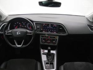Violet SEAT Leon 2017 in Vilnius, with an engine capacity of 1.60 L and mileage of 266 thousand km for 8599 €, photo 3 on AUTOMOTO.COM.LV