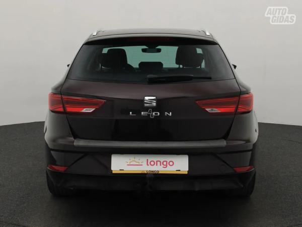 Violet SEAT Leon 2017 in Vilnius, with an engine capacity of 1.60 L and mileage of 266 thousand km for 8599 €, photo 5 on AUTOMOTO.COM.LV