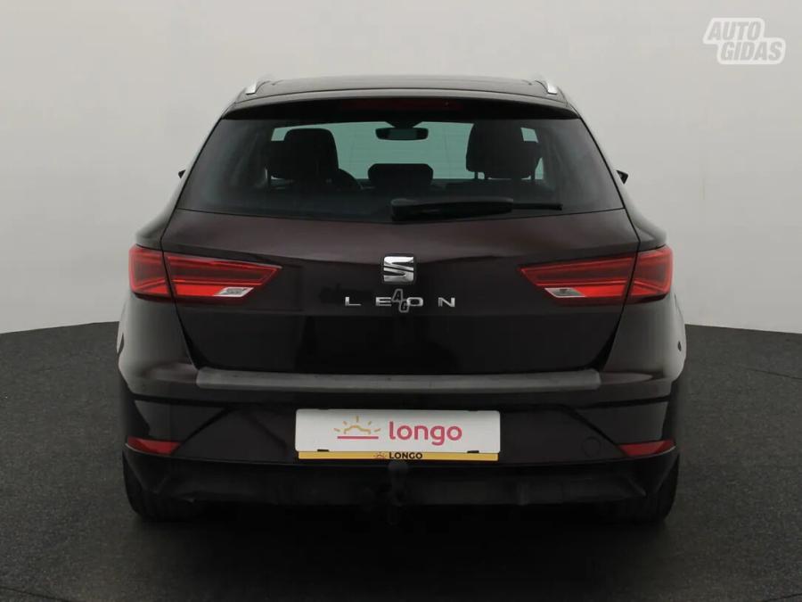 Violet SEAT Leon 2017 in Vilnius, with an engine capacity of 1.60 L and mileage of 266 thousand km for 8599 €, photo 6 on AUTOMOTO.COM.LV