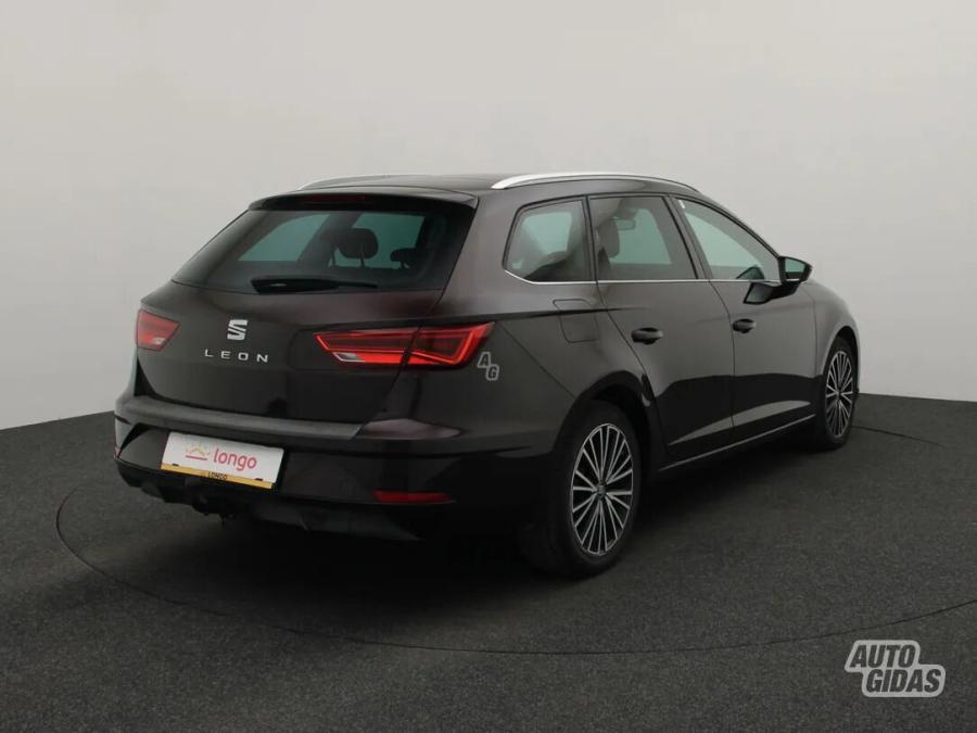 Violet SEAT Leon 2017 in Vilnius, with an engine capacity of 1.60 L and mileage of 266 thousand km for 8599 €, photo 9 on AUTOMOTO.COM.LV