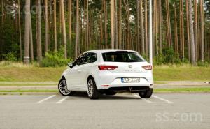 White SEAT Leon 2014 in Riga, with an engine capacity of 1.40 L and mileage of 196 thousand km for 3990 €, photo 9 on AUTOMOTO.COM.LV