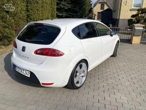 Balts SEAT Leon 2007 Marijampole, ar dzinēja tilpumu 2.00 L un nobraukumu 159 tūkst. km par 7400 €, foto 5 vietnē AUTOMOTO.COM.LV