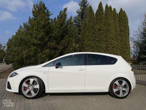 Balts SEAT Leon 2007 Marijampole, ar dzinēja tilpumu 2.00 L un nobraukumu 159 tūkst. km par 7400 €, foto 11 vietnē AUTOMOTO.COM.LV