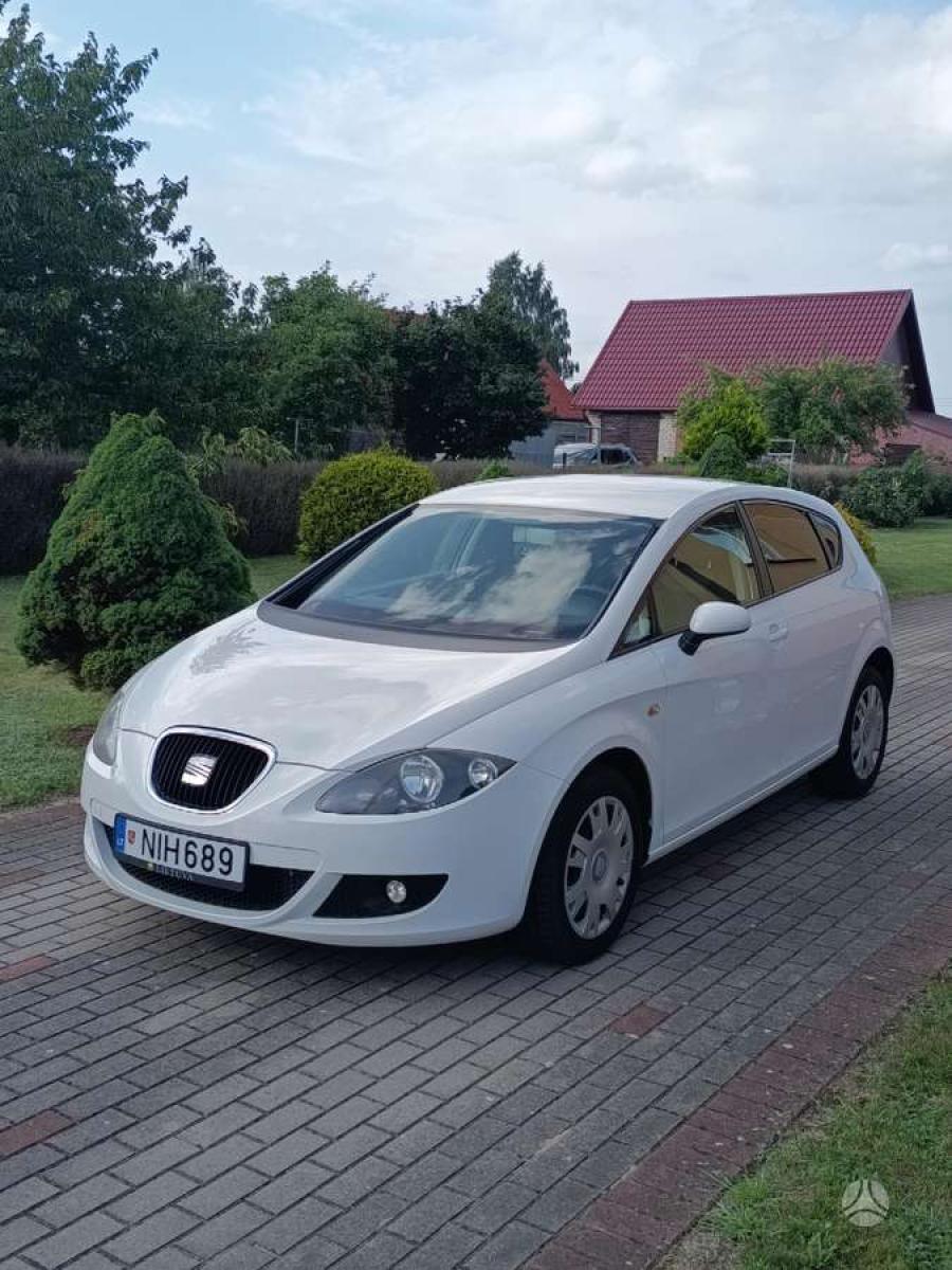 Balts SEAT Leon 2008 Kauņa, ar dzinēja tilpumu 1.90 L un nobraukumu 271 tūkst. km par 1699 €, foto 1 vietnē AUTOMOTO.COM.LV