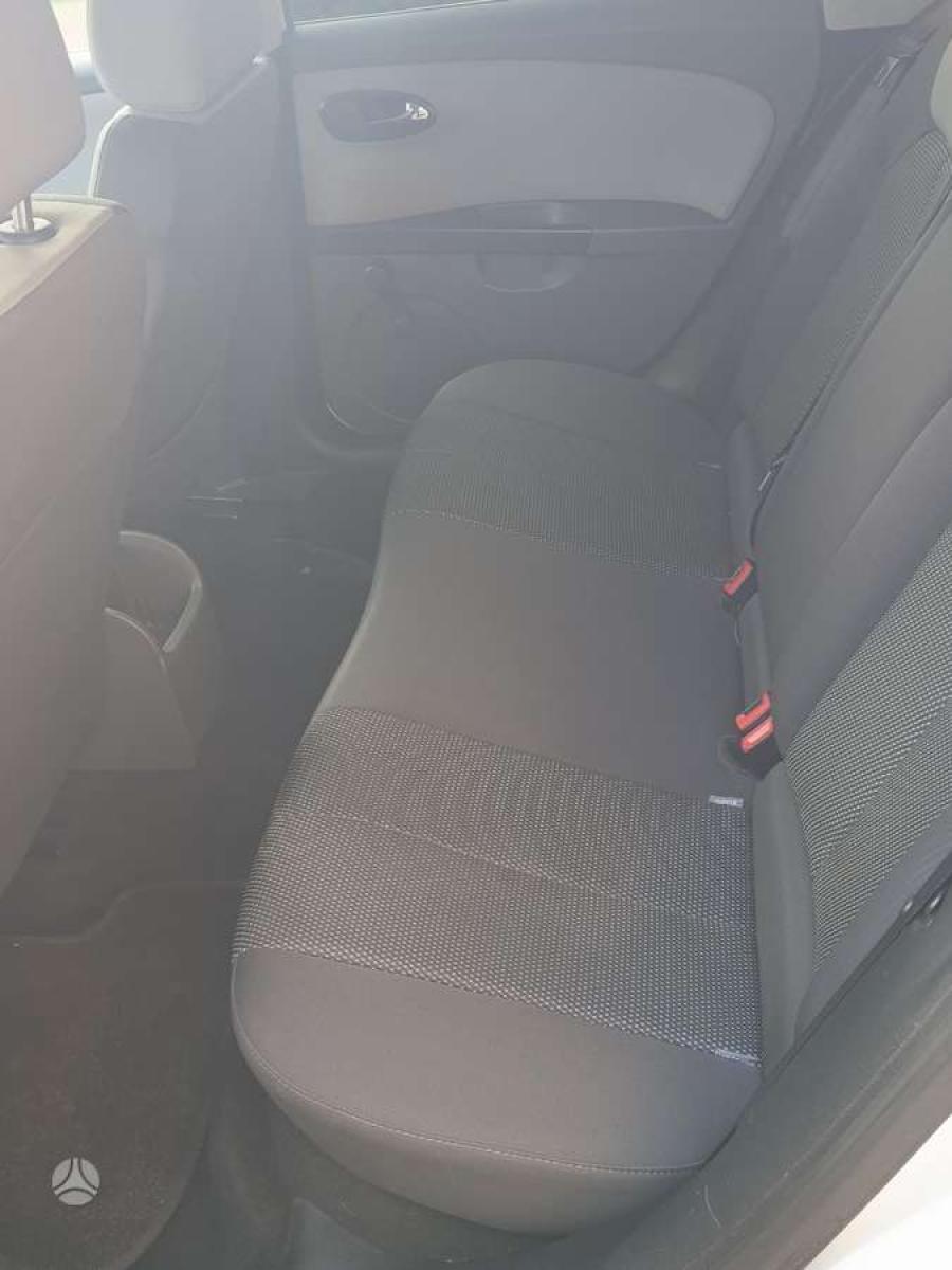 Balts SEAT Leon 2008 Kauņa, ar dzinēja tilpumu 1.90 L un nobraukumu 271 tūkst. km par 1699 €, foto 12 vietnē AUTOMOTO.COM.LV