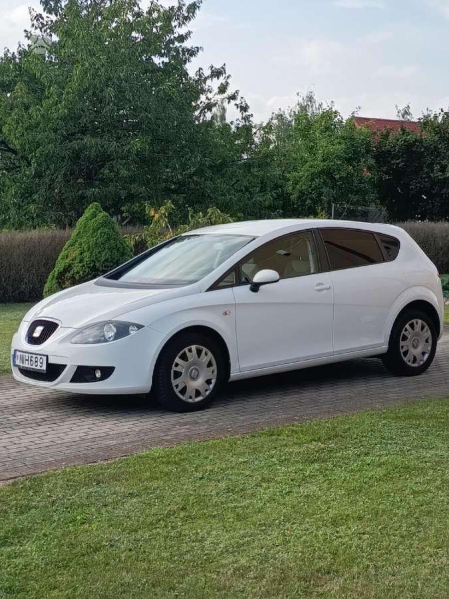 Balts SEAT Leon 2008 Kauņa, ar dzinēja tilpumu 1.90 L un nobraukumu 271 tūkst. km par 1699 €, foto 16 vietnē AUTOMOTO.COM.LV