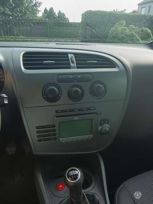 Balts SEAT Leon 2008 Kauņa, ar dzinēja tilpumu 1.90 L un nobraukumu 271 tūkst. km par 1699 €, foto 21 vietnē AUTOMOTO.COM.LV