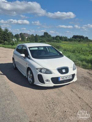 Balts SEAT Leon 2008 Jonava, ar dzinēja tilpumu 2.00 L un nobraukumu 289 tūkst. km par 1900 €, foto 5 vietnē AUTOMOTO.COM.LV