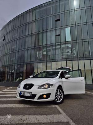 Balts SEAT Leon 2010 Šauļi, ar dzinēja tilpumu 1.80 L un nobraukumu 246 tūkst. km par 3500 €, foto 2 vietnē AUTOMOTO.COM.LV