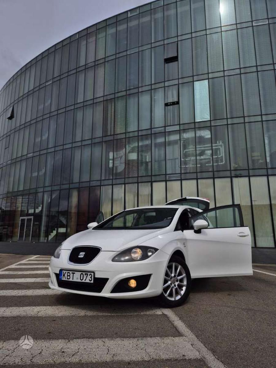 Balts SEAT Leon 2010 Šauļi, ar dzinēja tilpumu 1.80 L un nobraukumu 246 tūkst. km par 3500 €, foto 2 vietnē AUTOMOTO.COM.LV