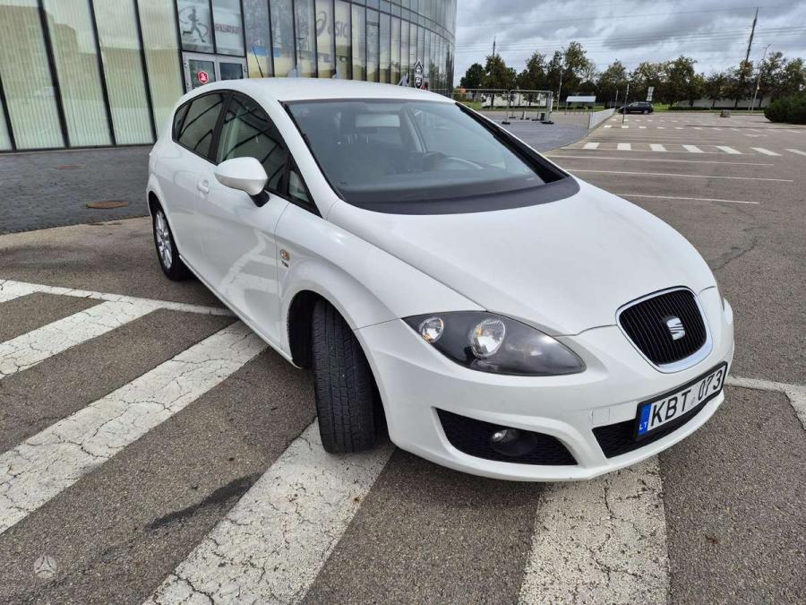 Balts SEAT Leon 2010 Šauļi, ar dzinēja tilpumu 1.80 L un nobraukumu 246 tūkst. km par 3500 €, foto 7 vietnē AUTOMOTO.COM.LV
