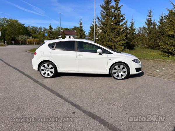 Balts SEAT Leon 2010 Tallina, ar dzinēja tilpumu 1.60 L un nobraukumu 319 tūkst. km par 3600 €, foto 2 vietnē AUTOMOTO.COM.LV