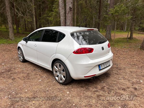 Balts SEAT Leon 2010 Tallina, ar dzinēja tilpumu 1.60 L un nobraukumu 319 tūkst. km par 3600 €, foto 10 vietnē AUTOMOTO.COM.LV