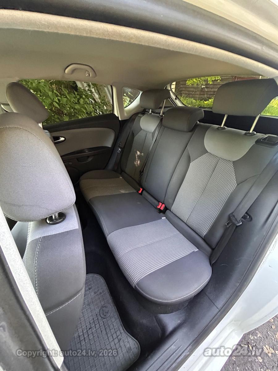 Белый Сеат Леон 2010 в Таллин, объемом двигателя 1.60 л и пробегом 319 тыс. км за 3600 €, фото 16 на AUTOMOTO.COM.LV
