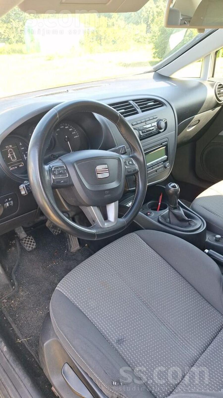 Balts SEAT Leon 2010 Liepāja, ar dzinēja tilpumu 1.60 L un nobraukumu 300 tūkst. km par 699 €, foto 7 vietnē AUTOMOTO.COM.LV