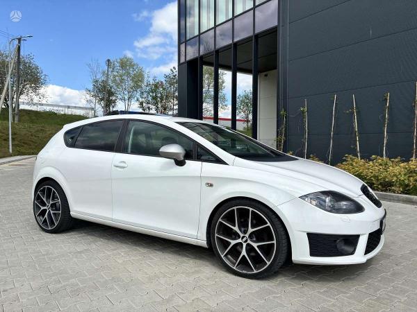 Balts SEAT Leon 2011 Viļņa, ar dzinēja tilpumu 2.00 L un nobraukumu 280 tūkst. km par 4250 €, foto 10 vietnē AUTOMOTO.COM.LV