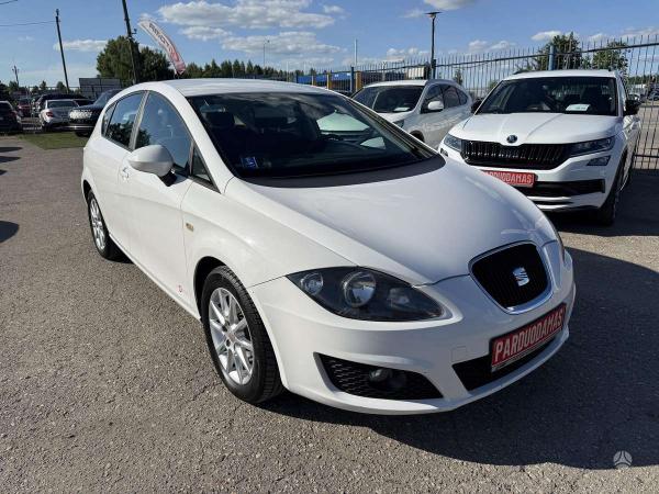 Balts SEAT Leon 2012 Panevēža, ar dzinēja tilpumu 1.60 L un nobraukumu 215 tūkst. km par 4450 €, foto 3 vietnē AUTOMOTO.COM.LV