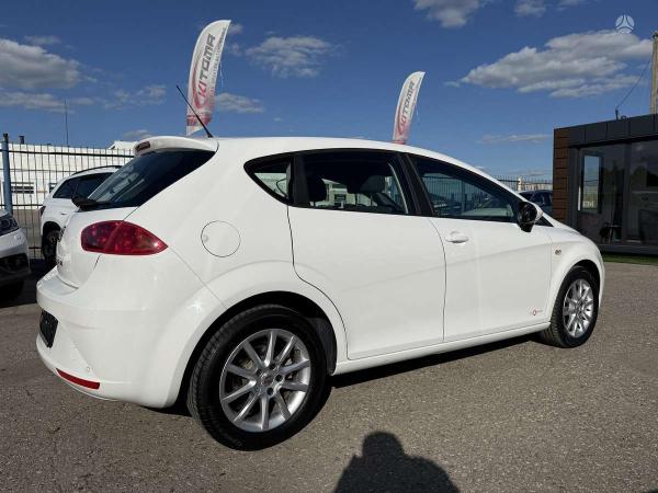 Balts SEAT Leon 2012 Panevēža, ar dzinēja tilpumu 1.60 L un nobraukumu 215 tūkst. km par 4450 €, foto 8 vietnē AUTOMOTO.COM.LV