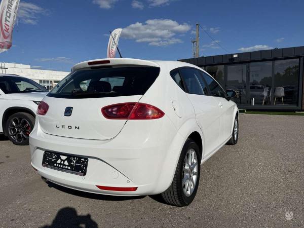 Balts SEAT Leon 2012 Panevēža, ar dzinēja tilpumu 1.60 L un nobraukumu 215 tūkst. km par 4450 €, foto 9 vietnē AUTOMOTO.COM.LV